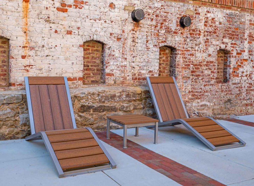 Chairs – Sudden Fun